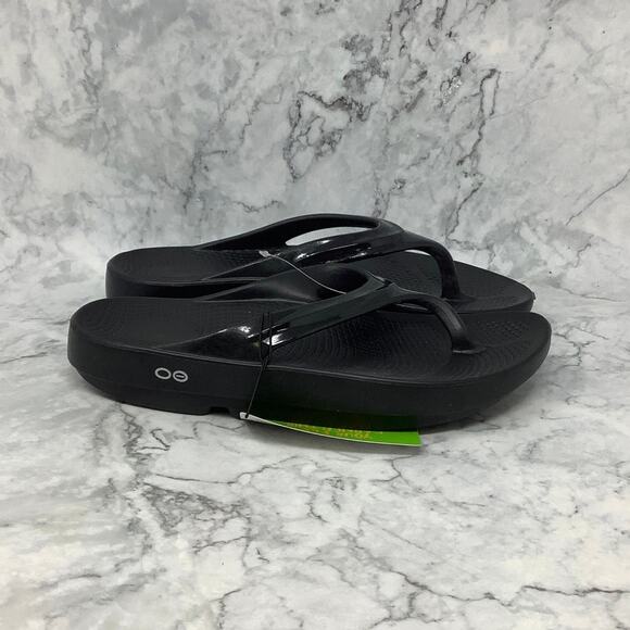 OOFOS | Shoes | Oofos Womens 1 Black Oolala Flip Flop Thong Recovery ...